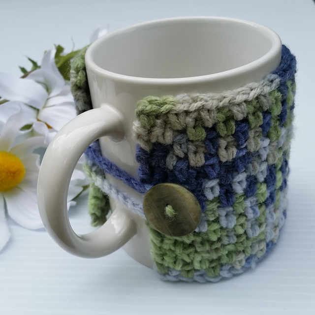Ravelry: Modern Mug Wrap pattern by Dianna Judge