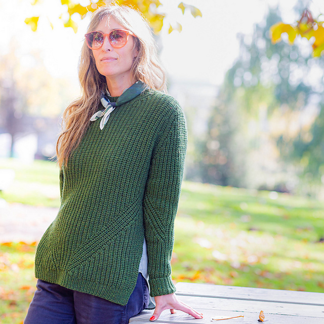 Ravelry: Diverge pattern by Mary Weaver