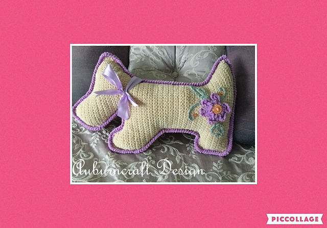 Ravelry: Only One Woof Cushion pattern by Sue Stapleton