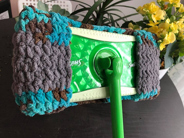 Ravelry: Housse à Swiffer / Swiffer Cover pattern by Audrey Janelle