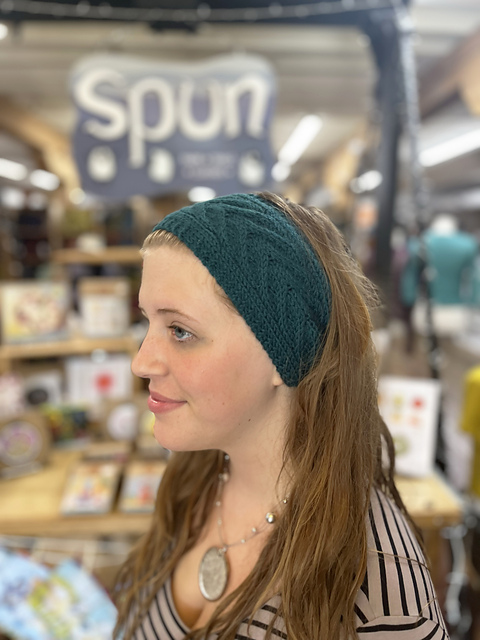 Ravelry: Zweig pattern by Karen Lucas