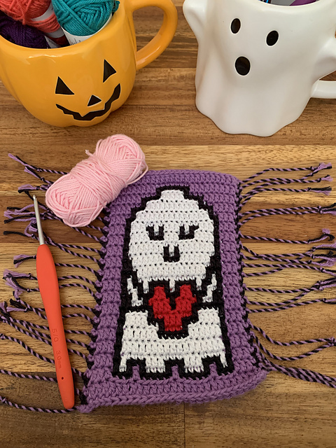 Ravelry: Loveable Ghostie pattern by Ruth Holness