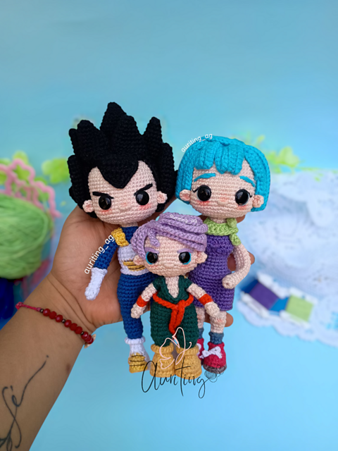 Ravelry: Vegeta, Bulma y Trunks pattern by Anahi Altamirano