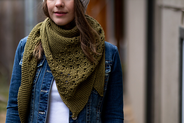Ravelry: Wind Ripple pattern by Claire Borchardt