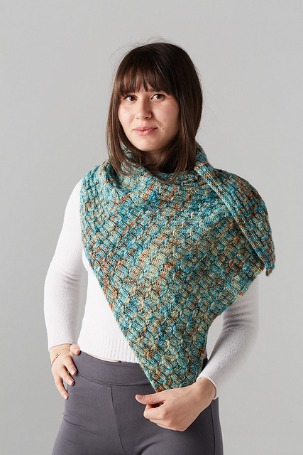 Ravelry: Ogee Shawl pattern by Catherine Salter Bayar