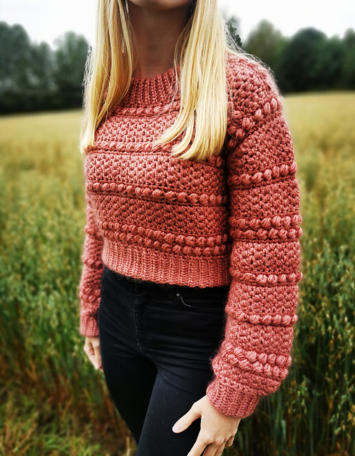 Ravelry: Pebbly Sweater pattern by Ayo.loops