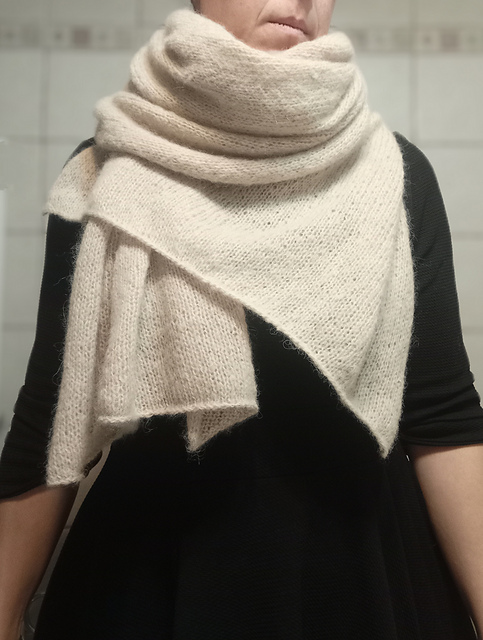 Ravelry: Manara scarf pattern by Azul Egeo