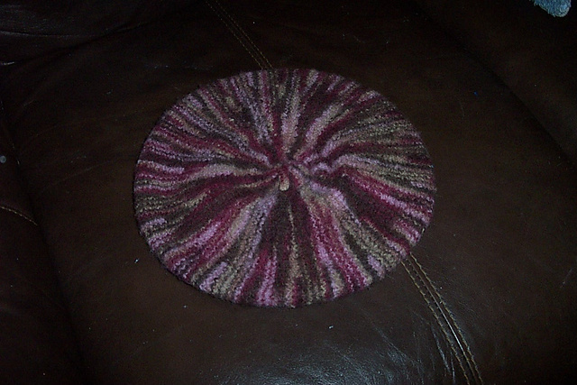 Ravelry: Felted Beret pattern by Patons