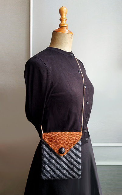 Ravelry: Bert crossbody bag pattern by Lilia Arzoz