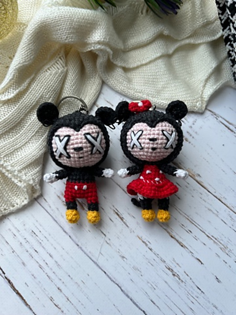 Ravelry: Goth Mickey and Minnie Mouse pattern by Alexandra Razinkova