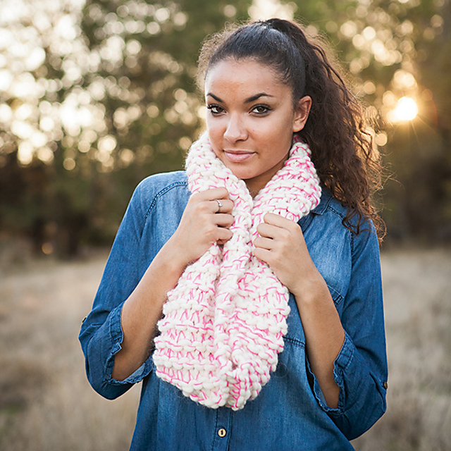 Ravelry: Electric Alpaca Cowl pattern by Stacey Winklepleck