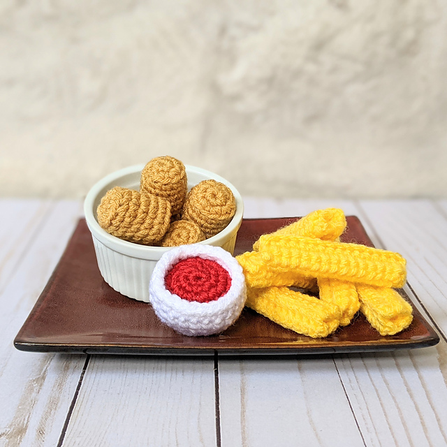 Ravelry: Crochet Fries and Tots pattern by BabyCakes Studios