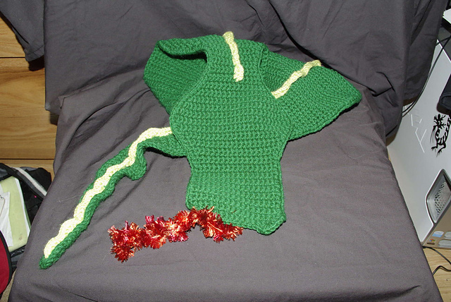 Ravelry: Dragon Scarf pattern by frogguruami