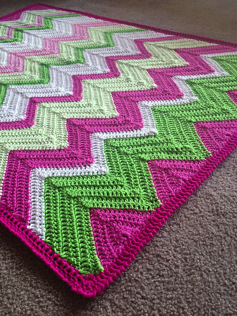 Ravelry: Chevron 2.0 pattern by Rachele Carmona