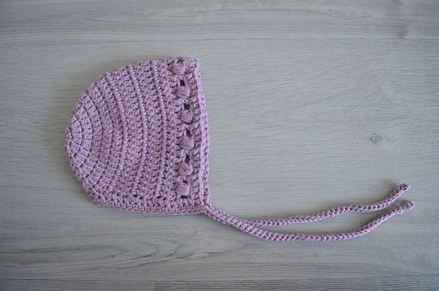 Ravelry: Mia Bonnet pattern by Anna Bonder