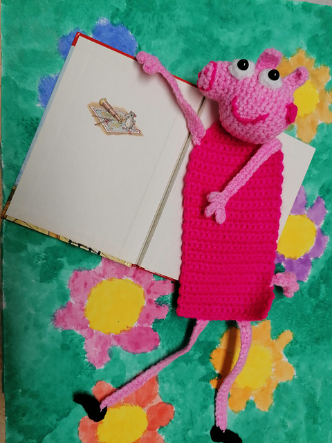 Ravelry: Bookmark Piggy Peppa Pink pattern by Barbara Engler