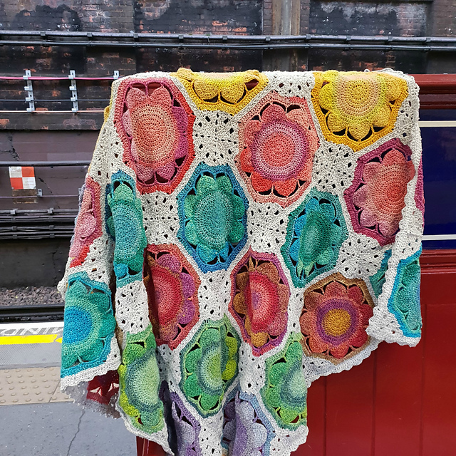 Ravelry: Lynda Blanket pattern by Dedri Uys