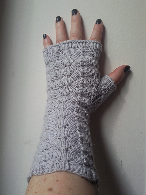Ravelry: Seagull Waves pattern by Barbie Noob