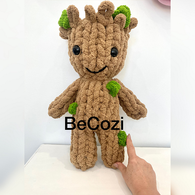 Ravelry: Baby Groot pattern by Larissa Koedyker