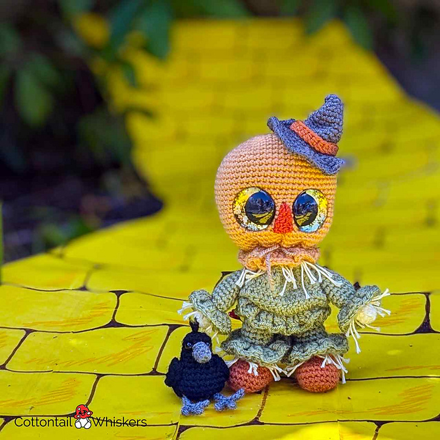 Ravelry: Scarecrow AND Crows pattern by Bea King