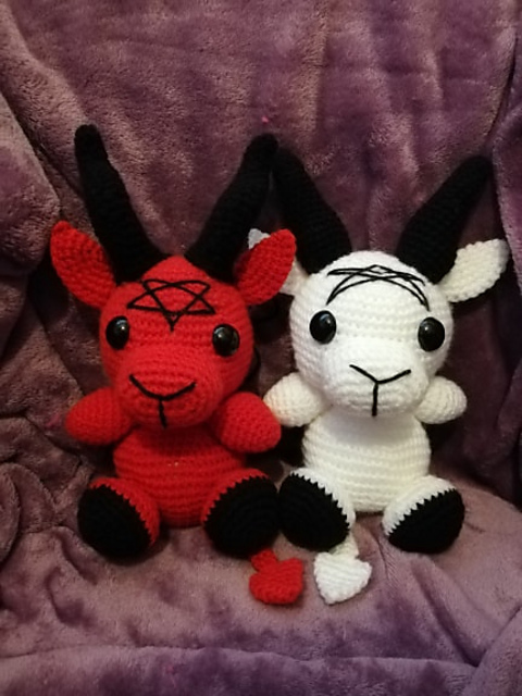 Ravelry: Baphomet plushie pattern by Bea McDonald
