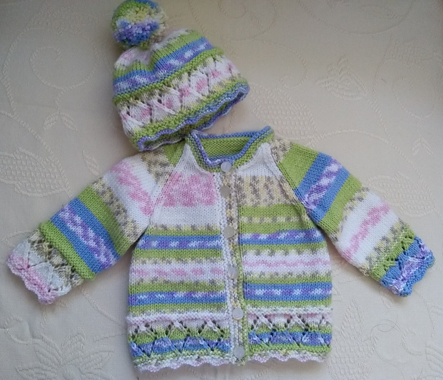Ravelry: Diamond Pattern Baby Set pattern by Claire Parker