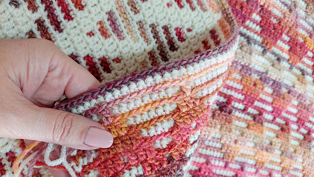 Ravelry: Two-sided Mosaic ZigZag pattern by BebaBlanket