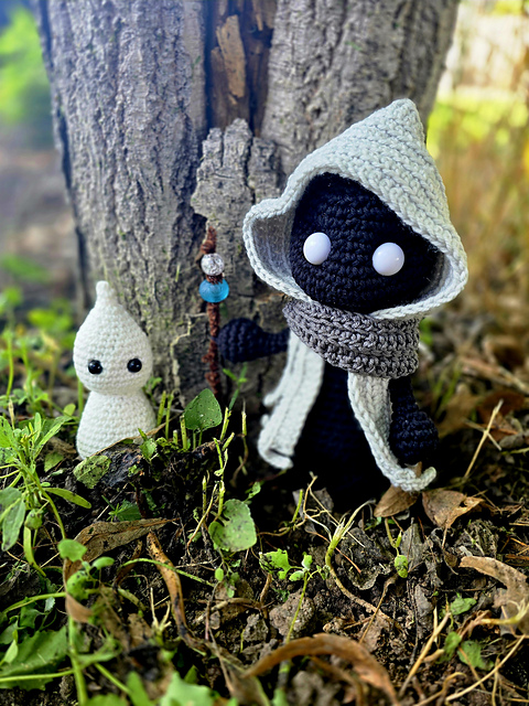 Ravelry: Shadow Wraith pattern by Heather Kumpf