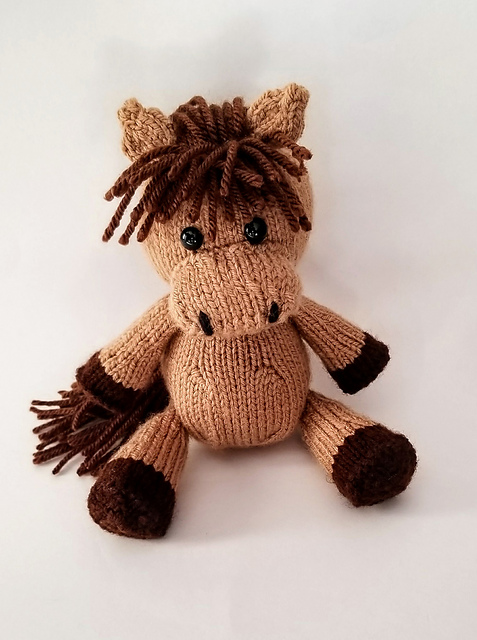 Ravelry: Little Knit Horse pattern by Heather Kumpf