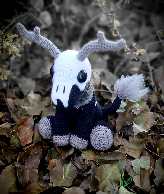 Ravelry: Little Cryptid pattern by Heather Kumpf