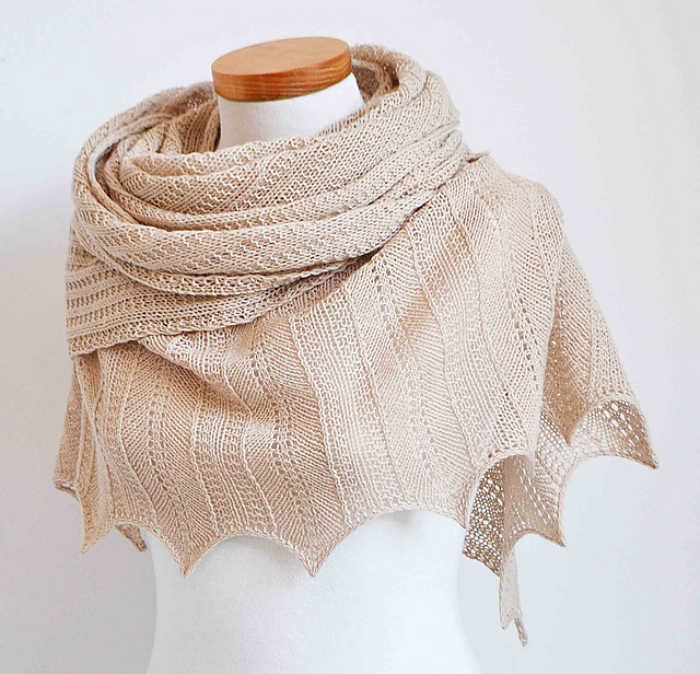 Ravelry: Nova pattern by Bernadette Ambergen