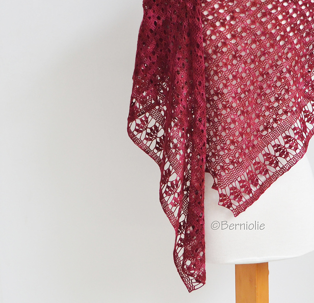 Ravelry: Syrinx pattern by Bernadette Ambergen