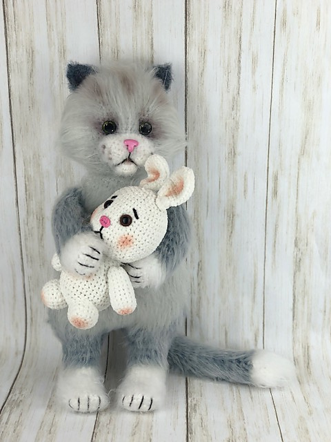 Ravelry: Cat with stripes pattern by Tatjana Ozolina