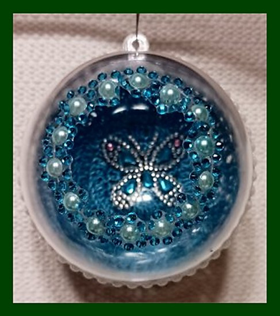 Ravelry: Small Open Front Ball Cover 1 pattern by Beth Bell