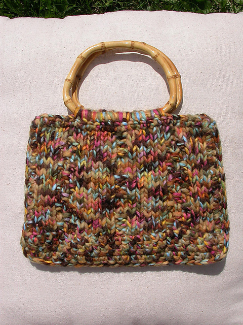 Ravelry: Rectangle Purse pattern by Melissa "Missa" Hills