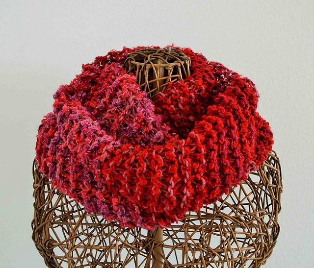 Ravelry: Infinity Scarf pattern by Michelle @ The Painted Hinge