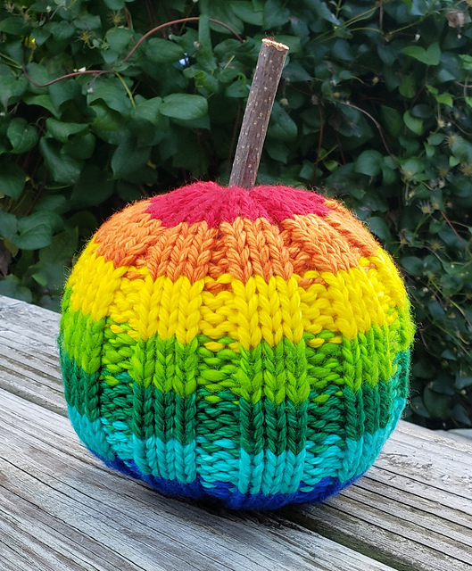 Ravelry: Bulky Pumpkin pattern by Jerry Burch