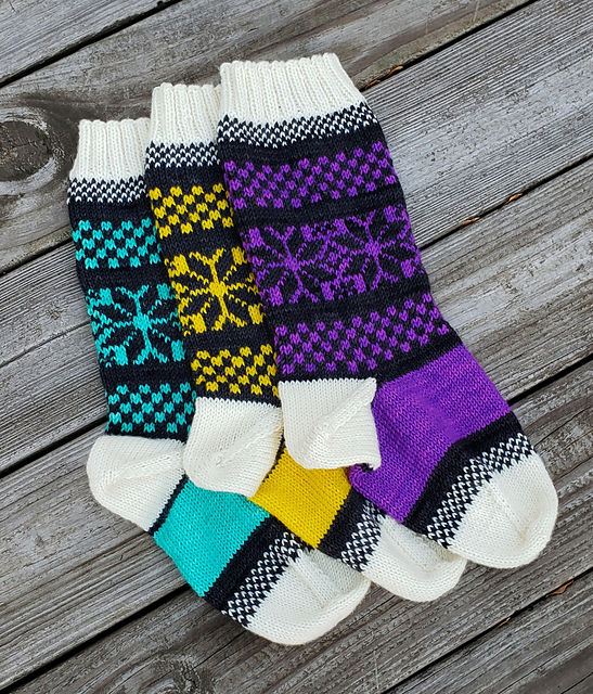 Ravelry: I Triple Dog Dare You! Christmas Stocking pattern by Jerry Burch