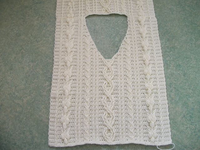 Ravelry: Birdlebee's Crochet Cable aran sweater