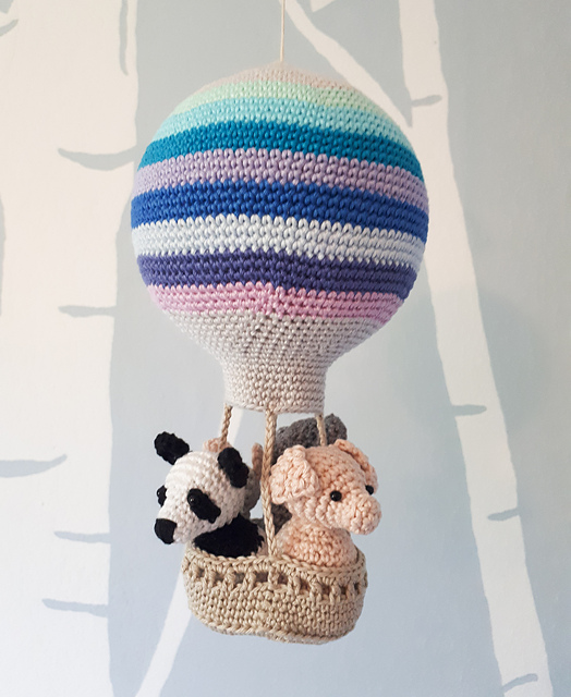 Ravelry: Hot air balloon with animals pattern by Silke Merckx Designs