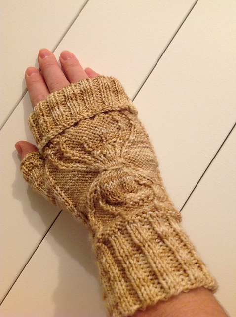 Ravelry: Arachnid II pattern by Karen Fournier