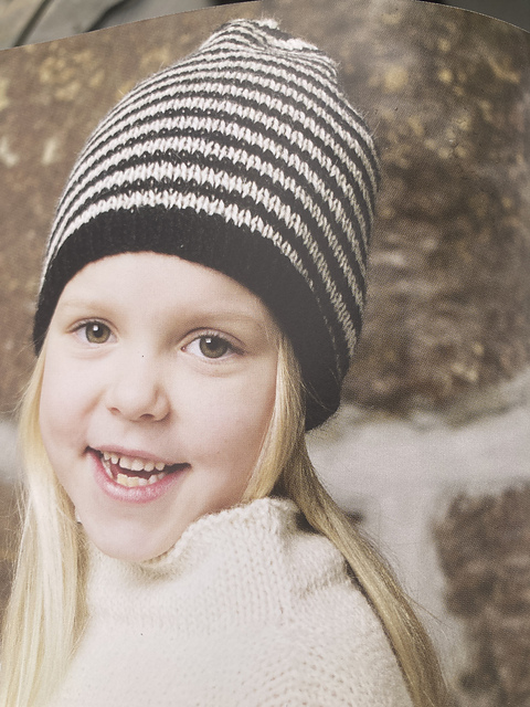 Ravelry: Halldis favorittlue med striper pattern by Bente Elise How Lode