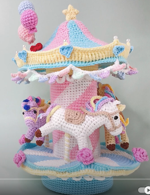 Ravelry: Merry-go-round - carousel pattern by Daisy Nguyen