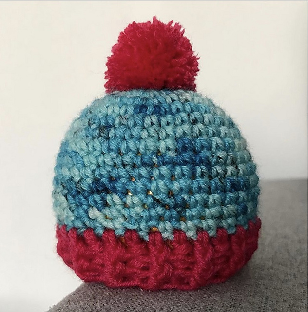 Ravelry: Bobble's Bobble Hat pattern by Susan Askey