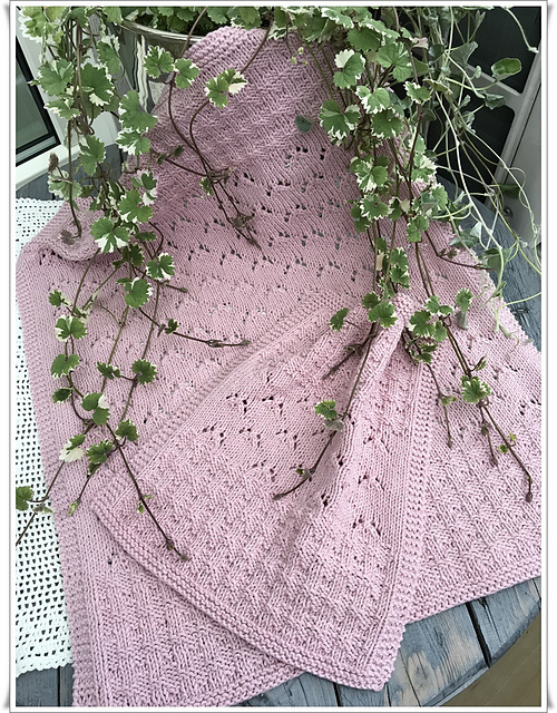 Ravelry: Fuchsia klut og håndkle pattern by Bitta Mikkelborg