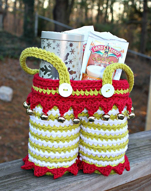 Ravelry: Elf Pants Gift Basket pattern by Sonya Blackstone