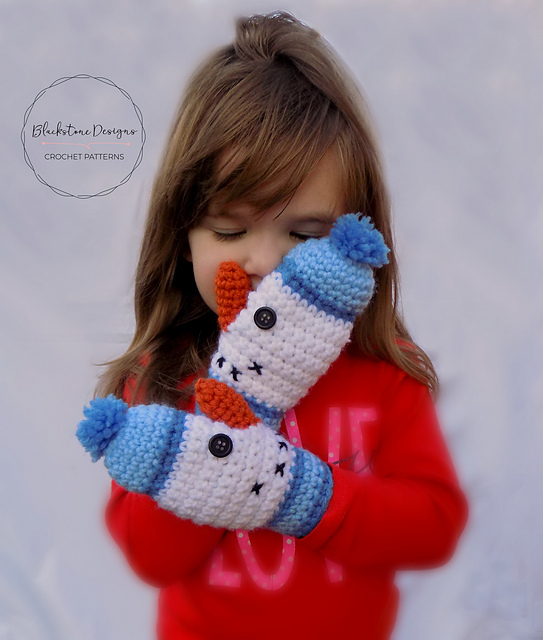 Ravelry: Snowman Mittens pattern by Sonya Blackstone