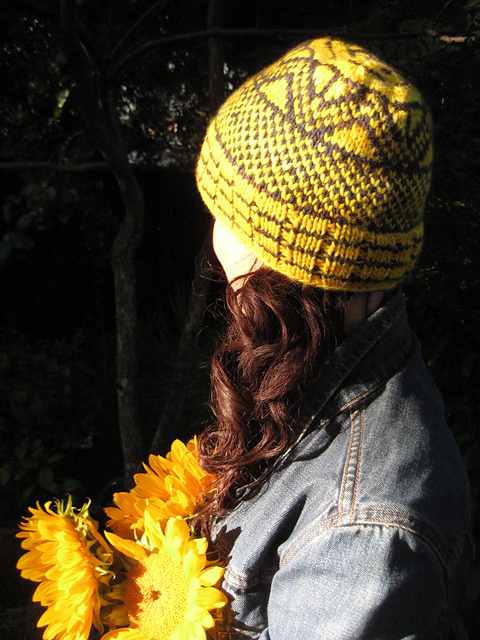 Ravelry: Topaz Hat pattern by Amy Keefer
