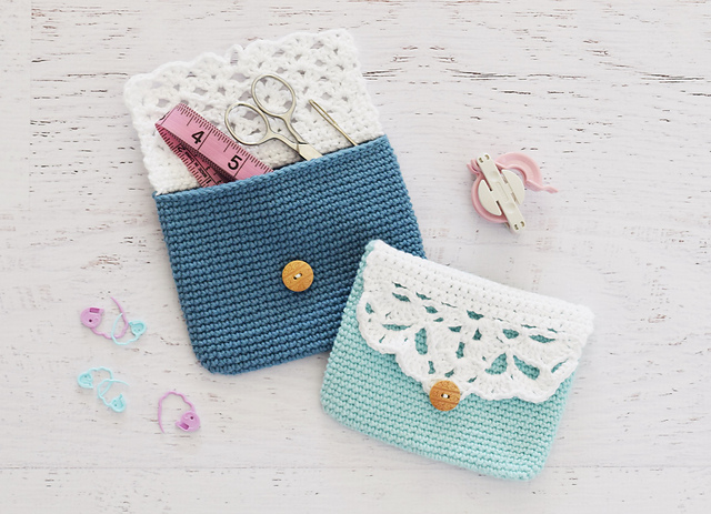 Ravelry: Button Pouch pattern by Yarn Blossom Boutique