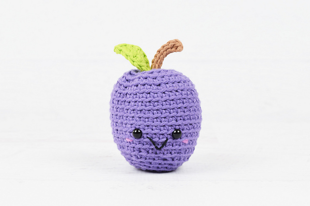Ravelry: Plum Fruit pattern by Yarn Blossom Boutique